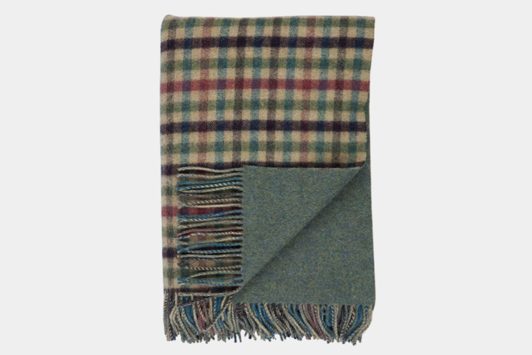 The 10 Best Wool Blankets for Winter | Improb