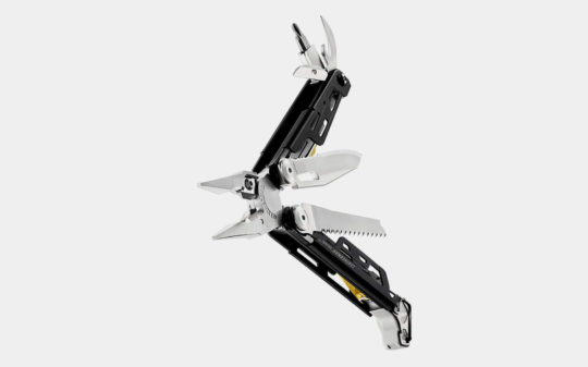 Leatherman Signal Multi-Tool | Improb