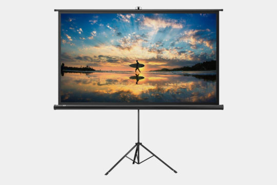 The 12 Best Outdoor Projector Screens | Improb
