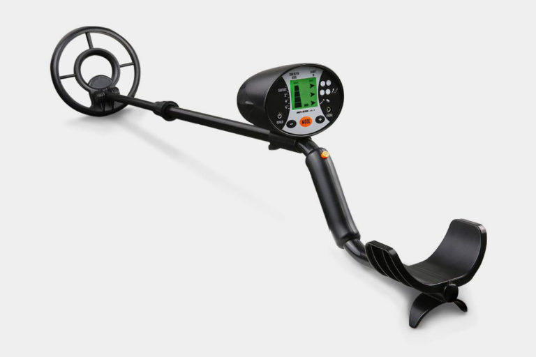 The 15 Best Metal Detectors | Improb
