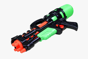 The 15 Best Water Guns | Improb