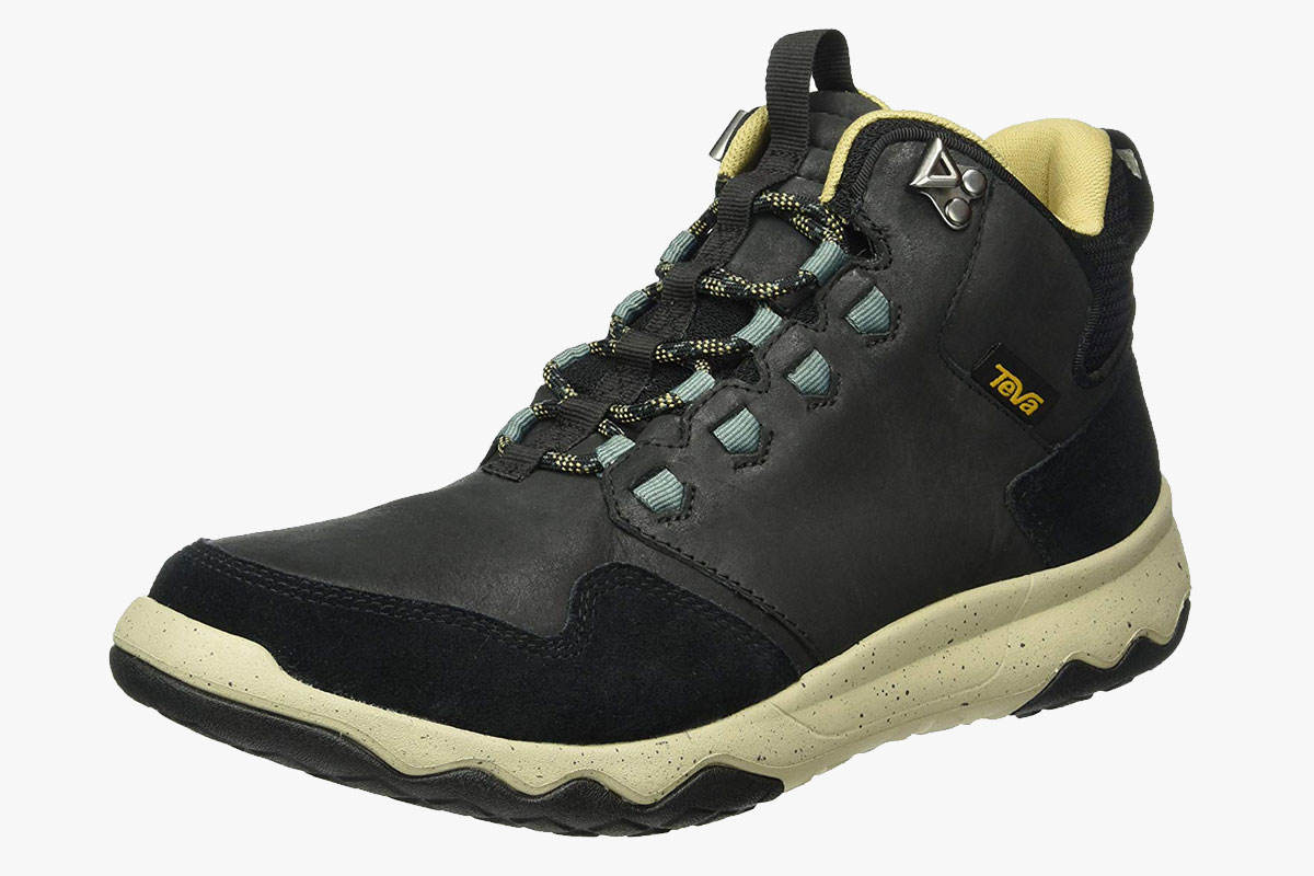 The 14 Best Waterproof Sneakers for Urban Environments | Improb