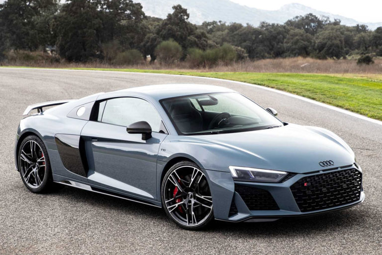 The 16 Best Street Legal Cars that Can Do Over 200 MPH | Improb