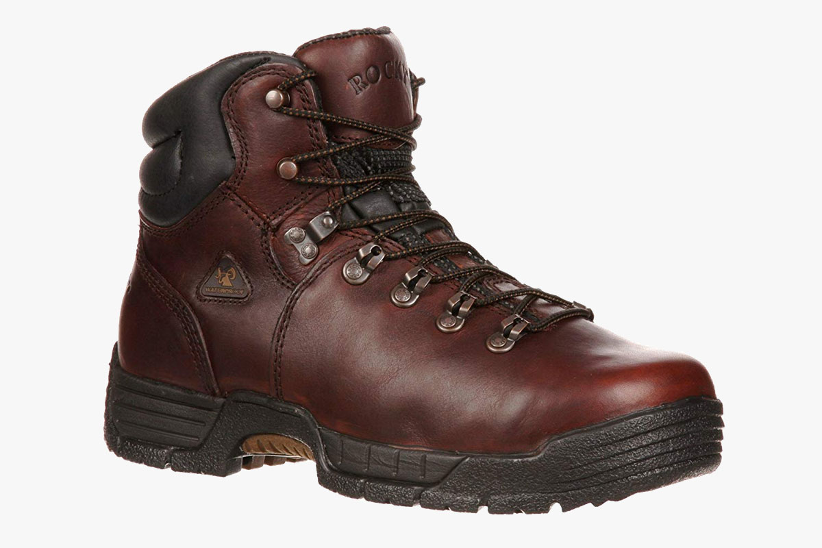 The 12 Best Men’s Work Boots for Wide Feet | Improb